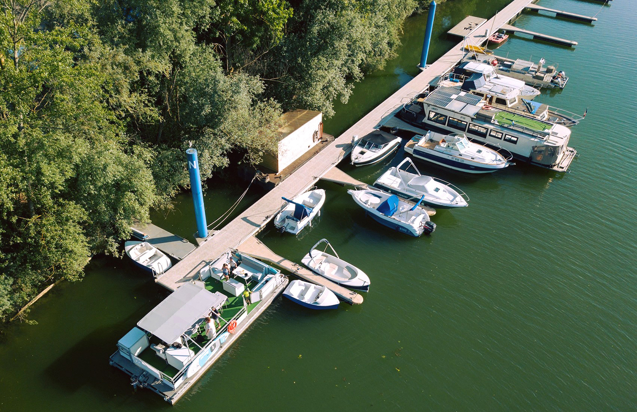 Location de bateaux LocaConcept au Port de plaisance de Mâcon